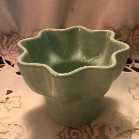 hull | Accents | Vintage Hull Imperial F Usa Pottery Green Speckled ...